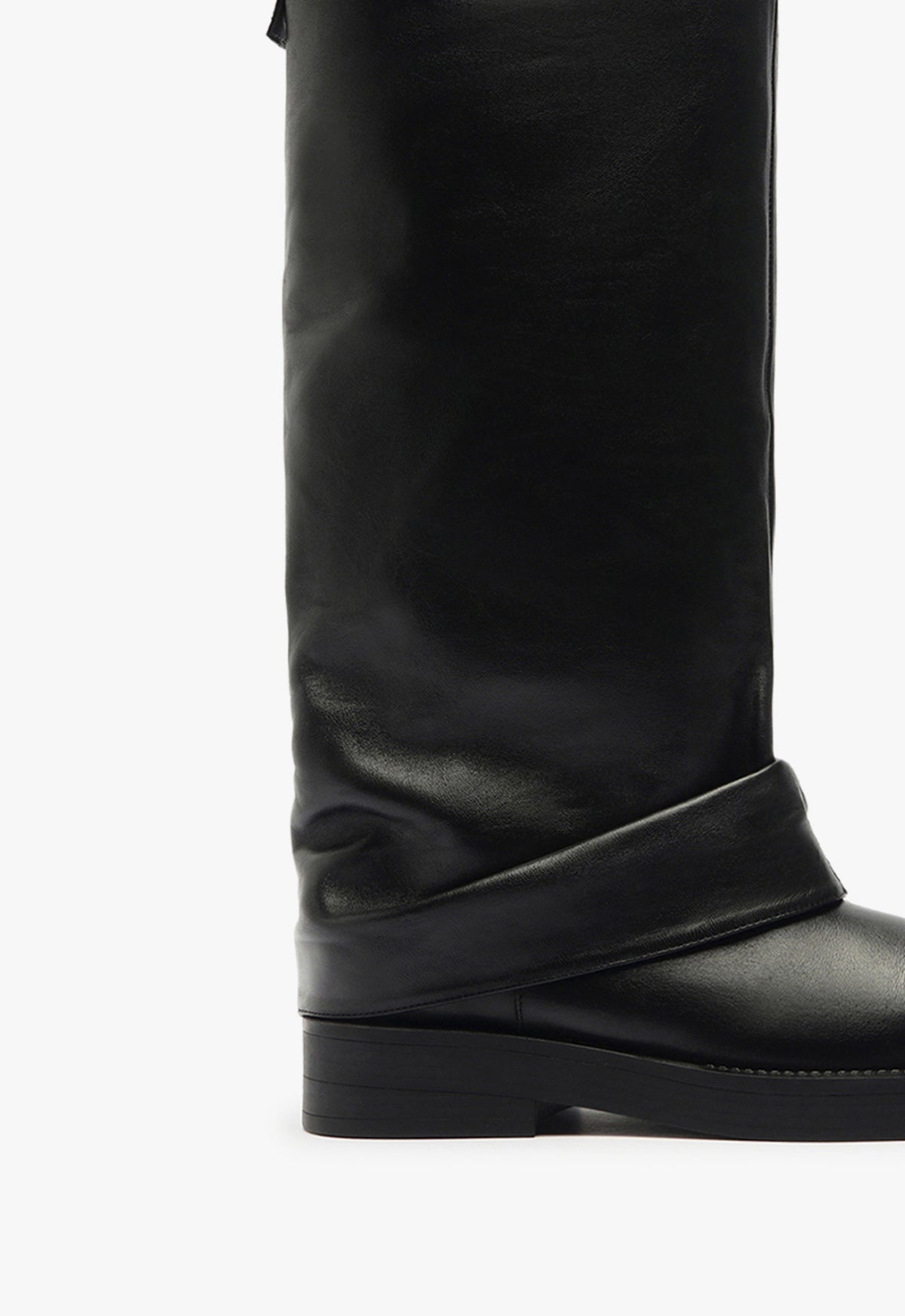 Keira Up Cloak Boot – SCHUTZ