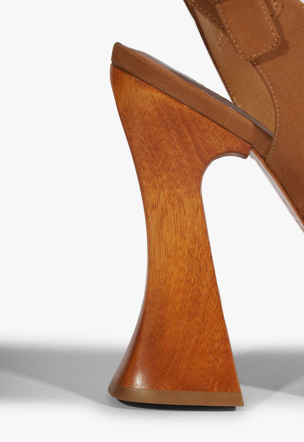 Jennifer Platform Sandal | Brown | Suede – SCHUTZ